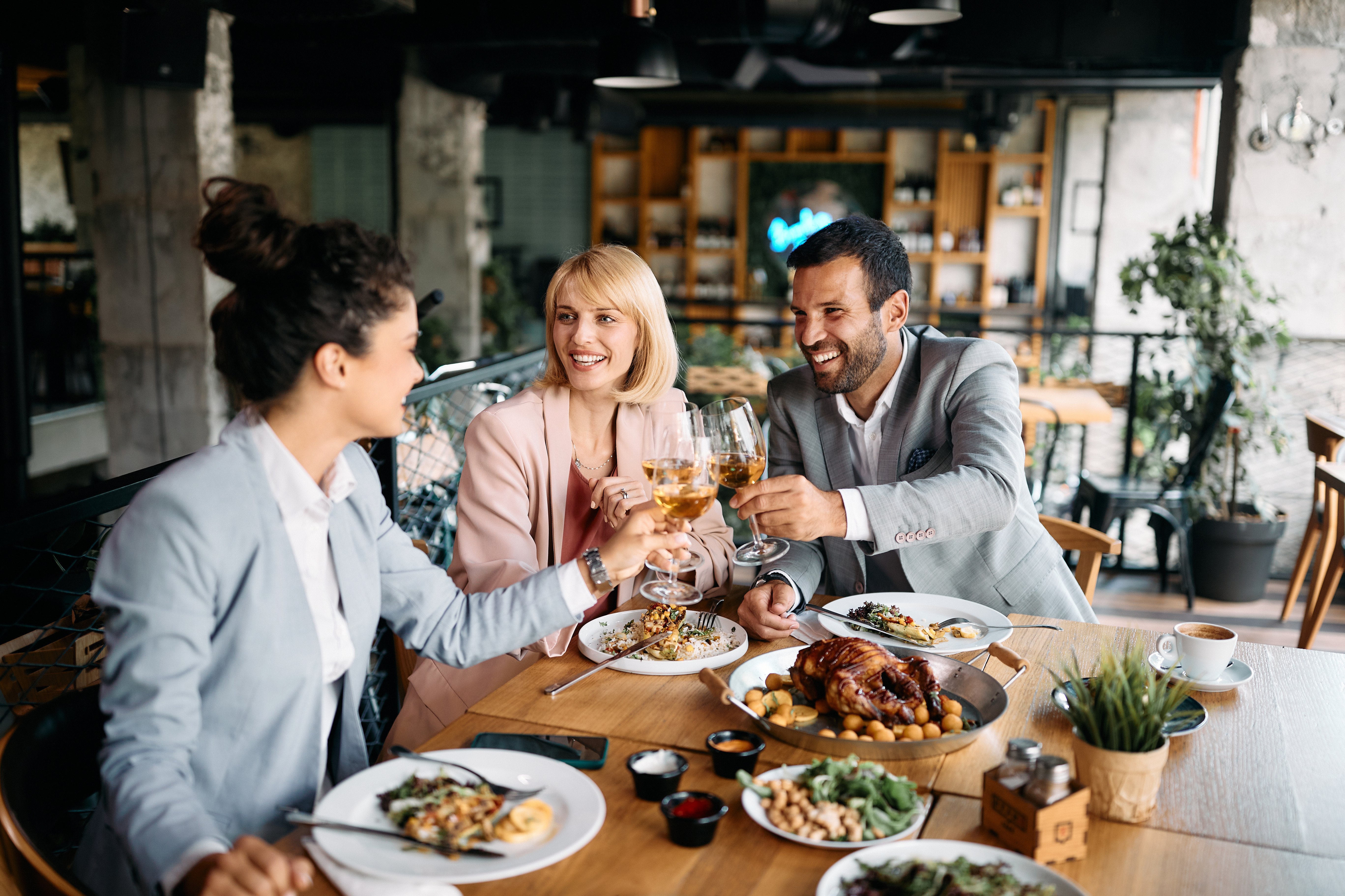 Creative restaurant promotion ideas to boost your business